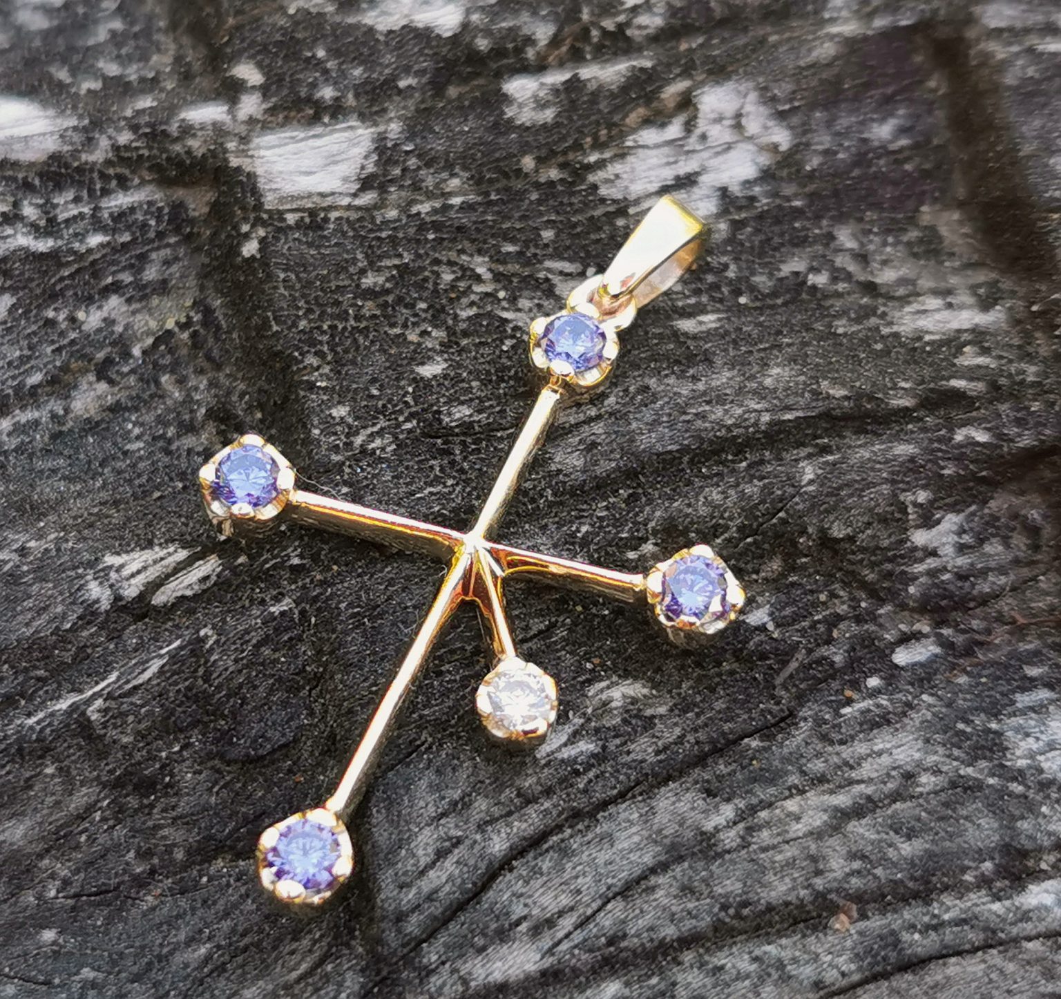 9K Gold Southern Cross Pendant with Tanzanite and Diamond